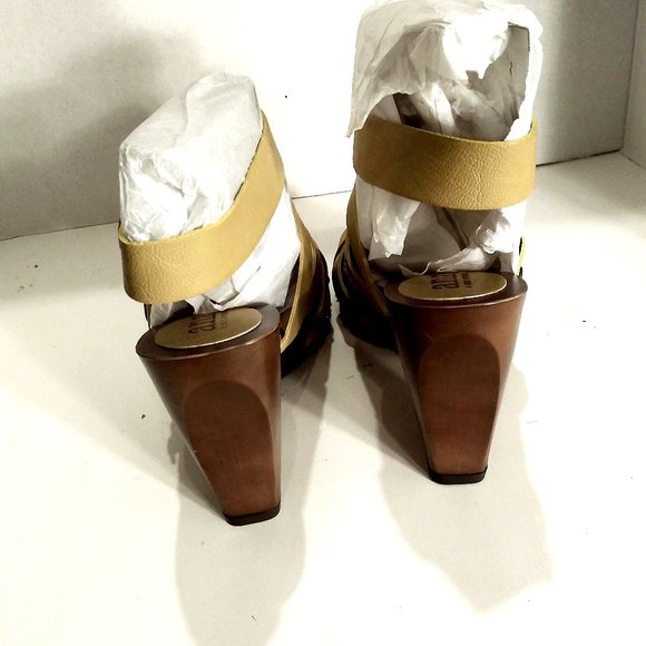 A.N.A, A New Approach | Shoes | Ana Heels Wedge Heel Sandals Womens ...